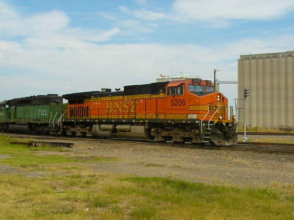 BNSF 5206